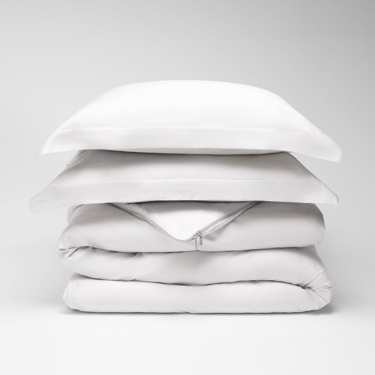 Sateen Bundle - Zipper Duvet, Corner Snaps, Pillow Shams, Insert, Bag ...
